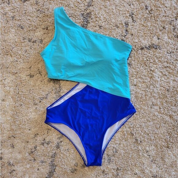 None | Swim | 2tonepiecerightsidecutoutbathingsuit | Poshmark